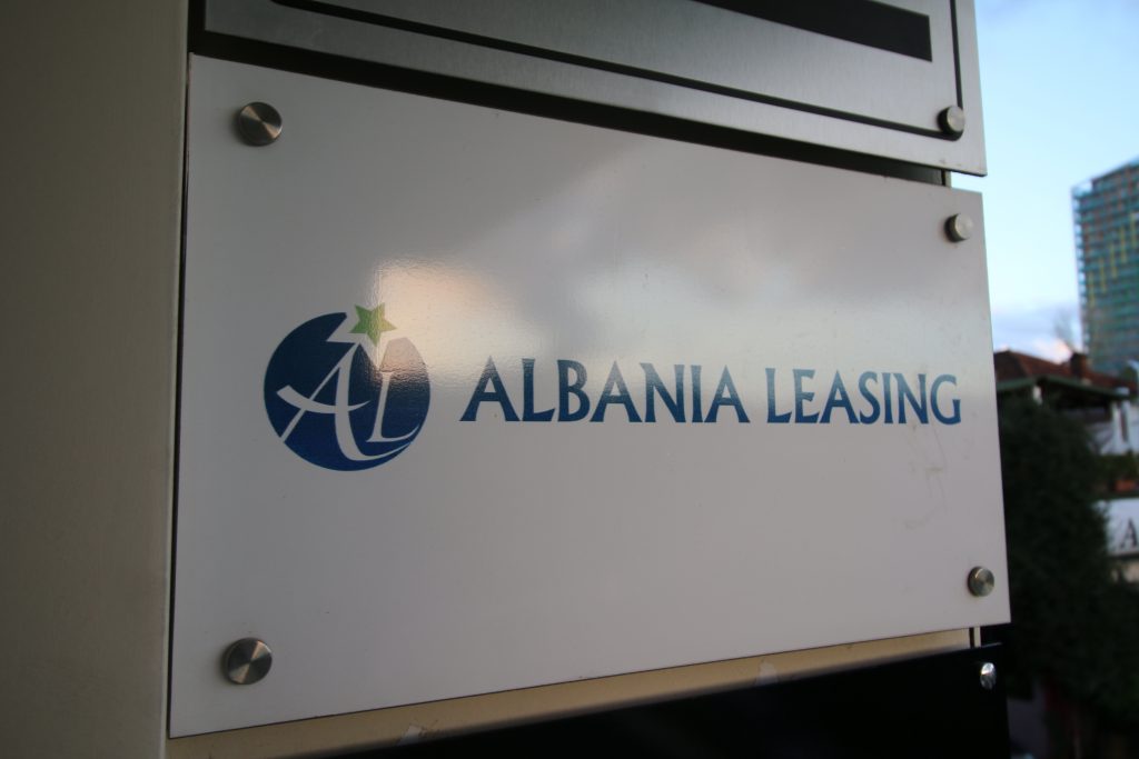 "Albania Leasing" - Тирана, Албанија - See Inside MK